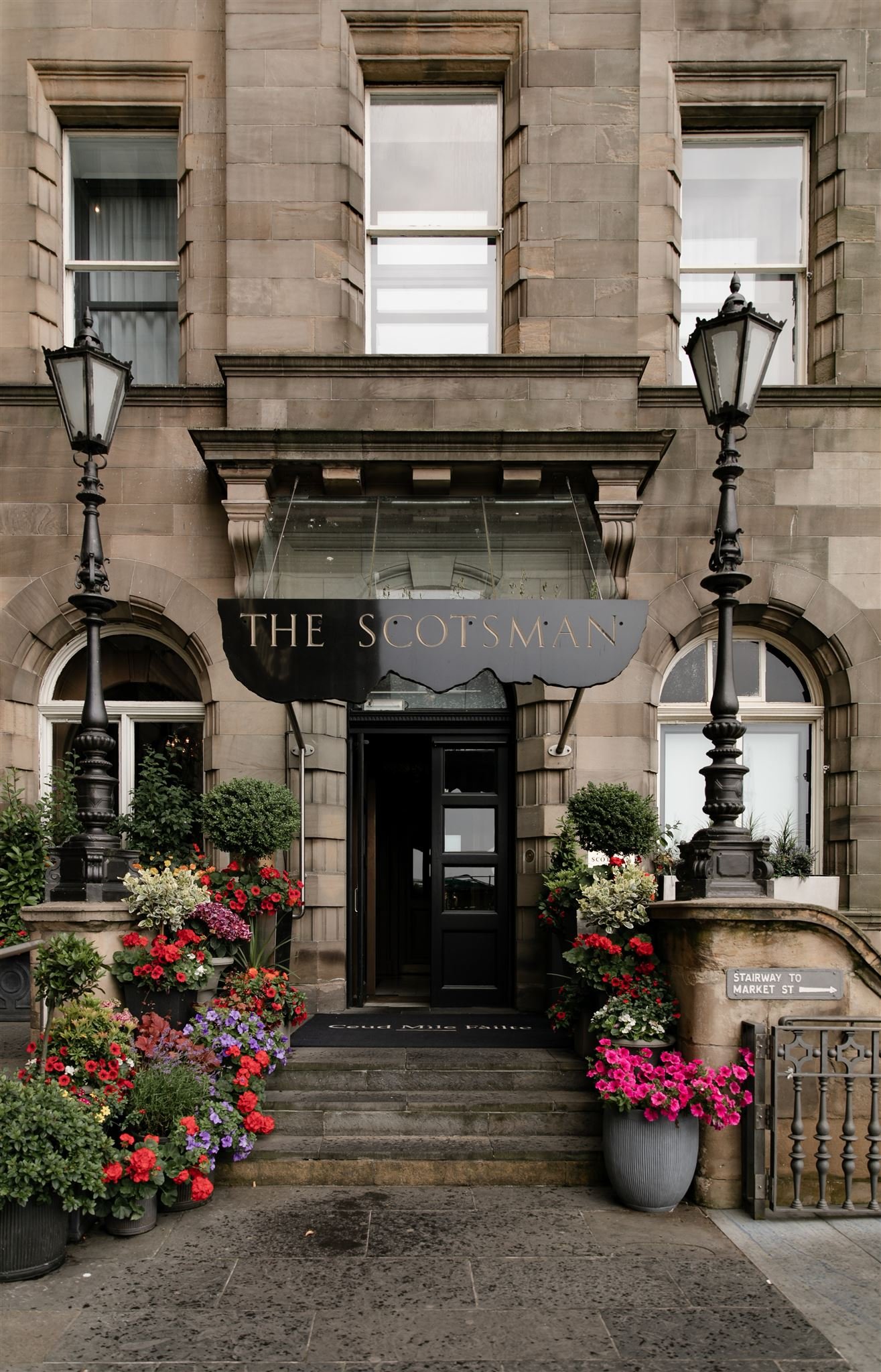 Barnbougle Castle Wedding | Rosebery Venues Edinburgh | Edinburgh ...