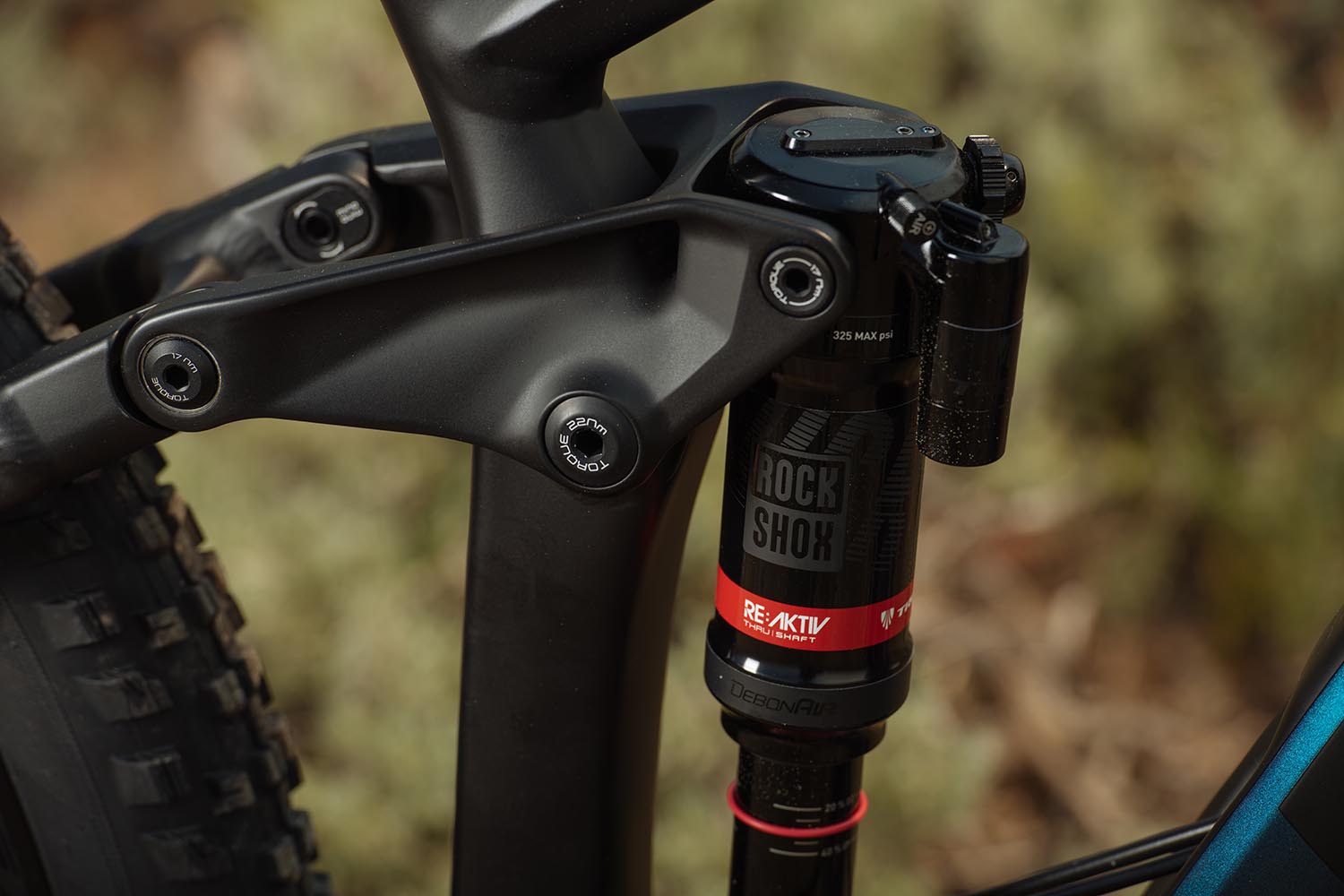 Trek releases new Slash lineup including an alloy option - Spoke Magazine