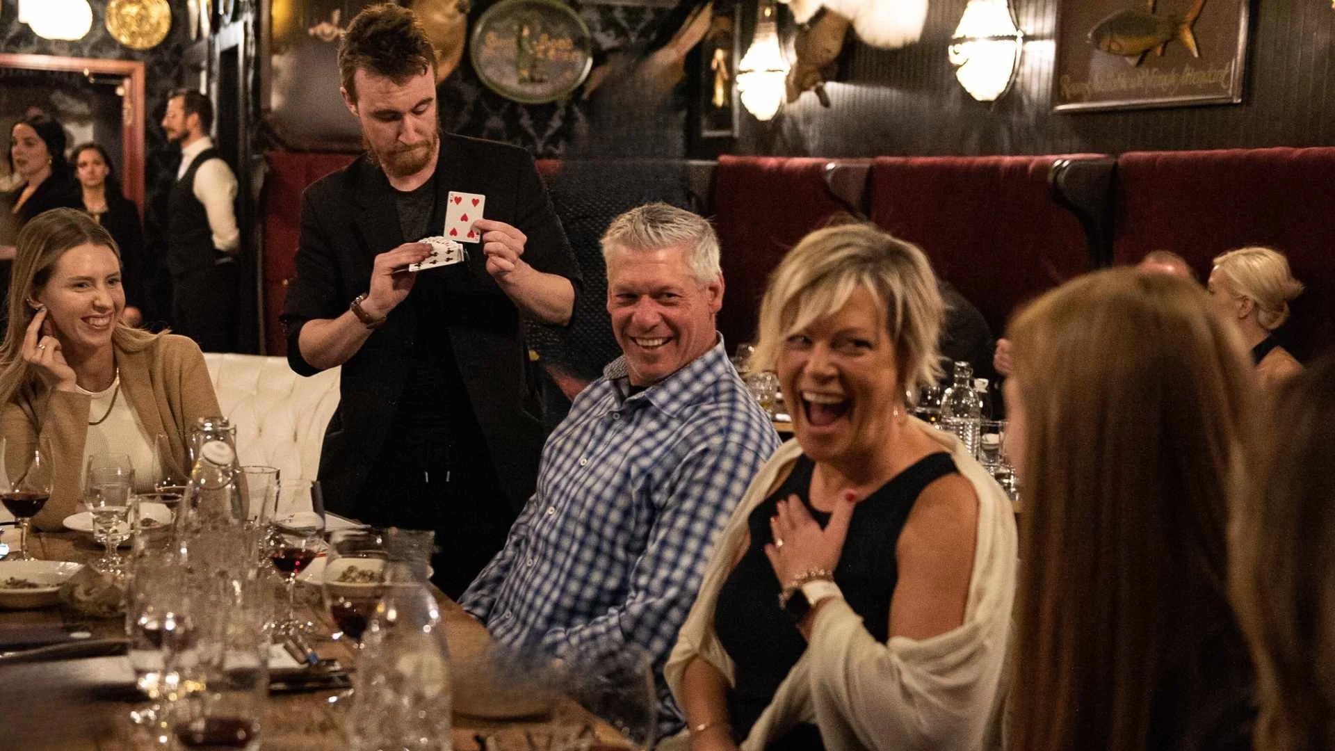 Ryan Michael Magic- Magician, Illusionist & Mentalist