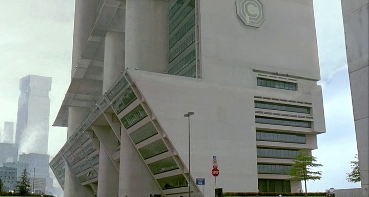 RoboCop (1987) — Set-Jetter