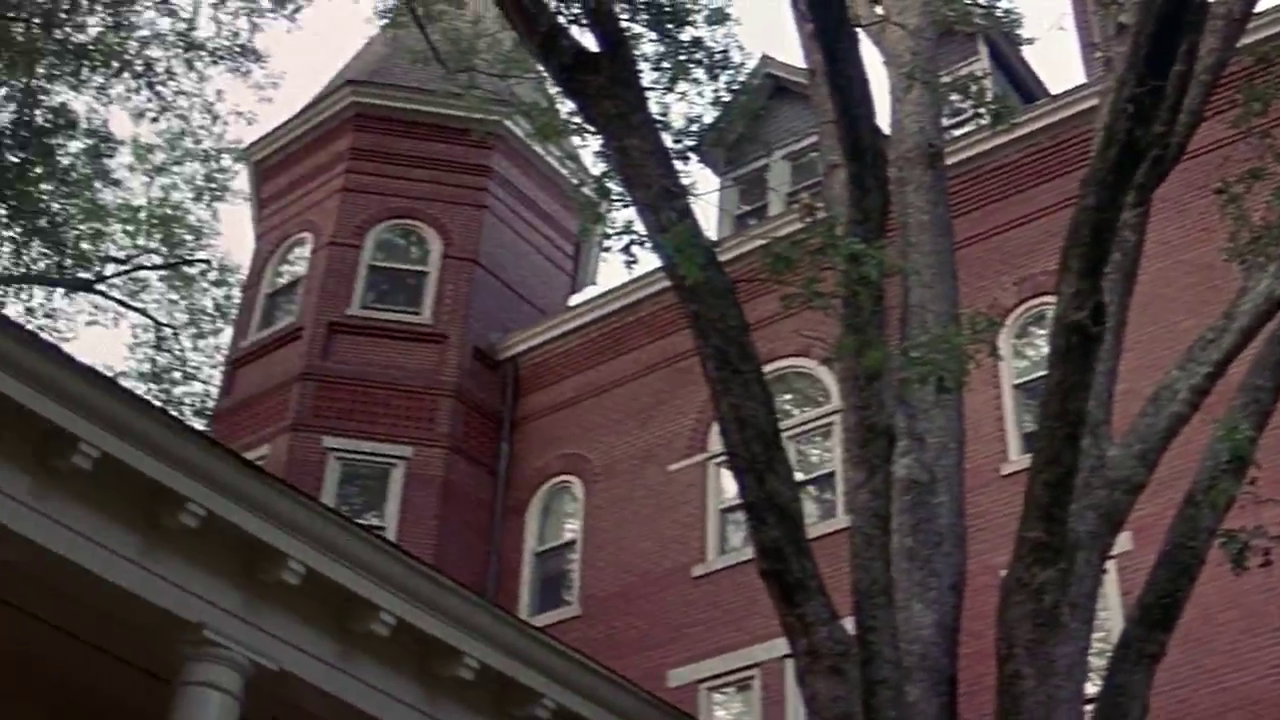 Scream 2 (1997) — Set-Jetter