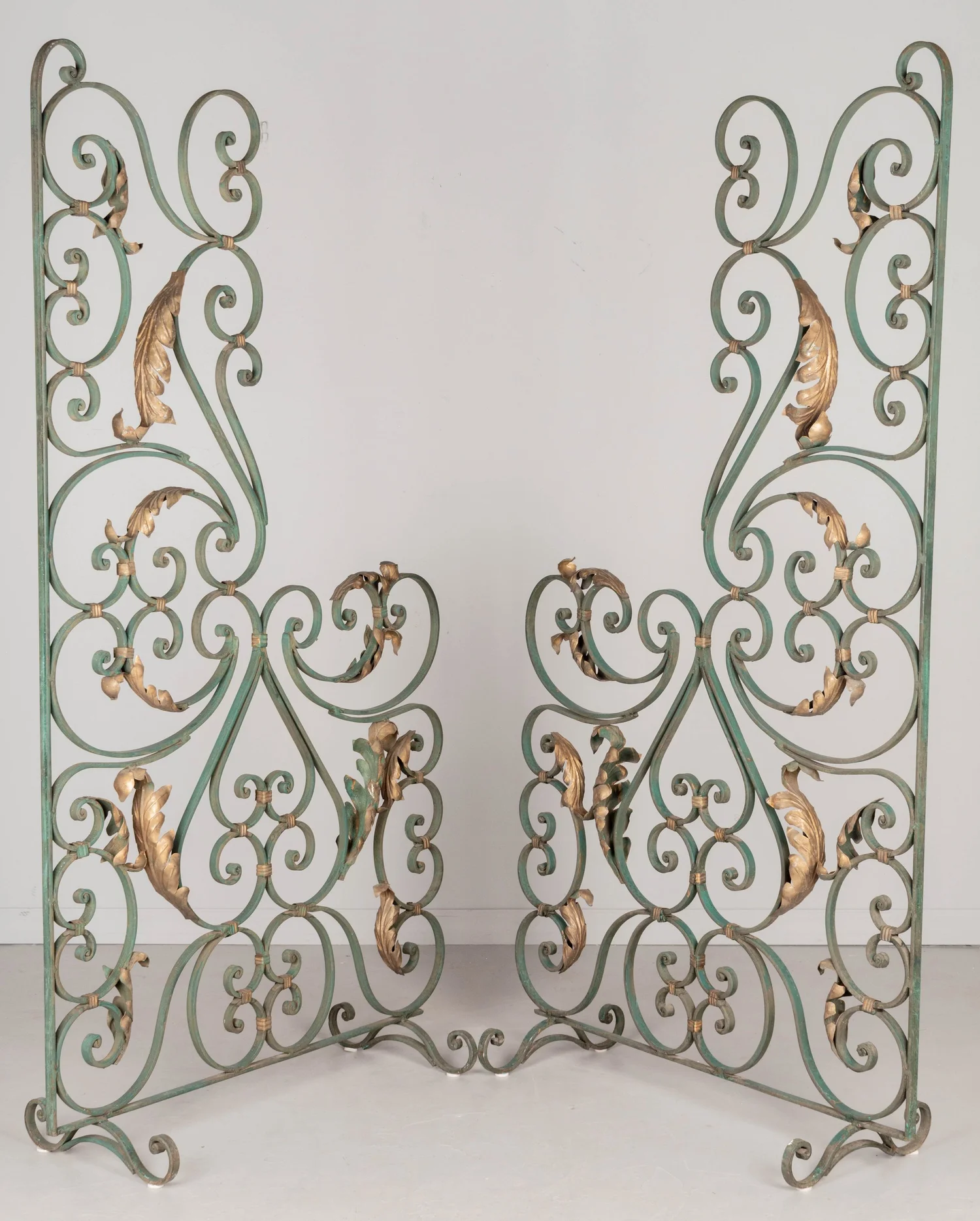 Wrought Iron Wall Designs