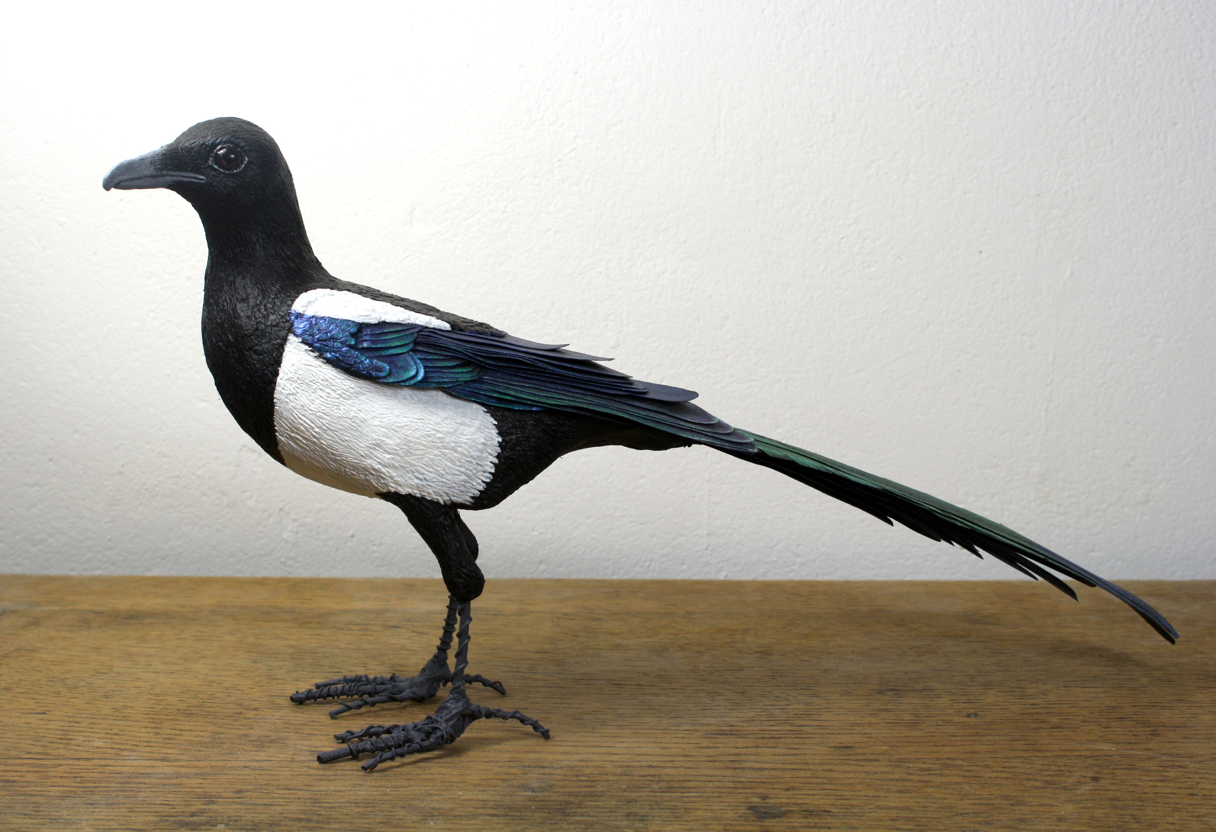 Paper and clay Magpie sculpture — PAPER&WOOD