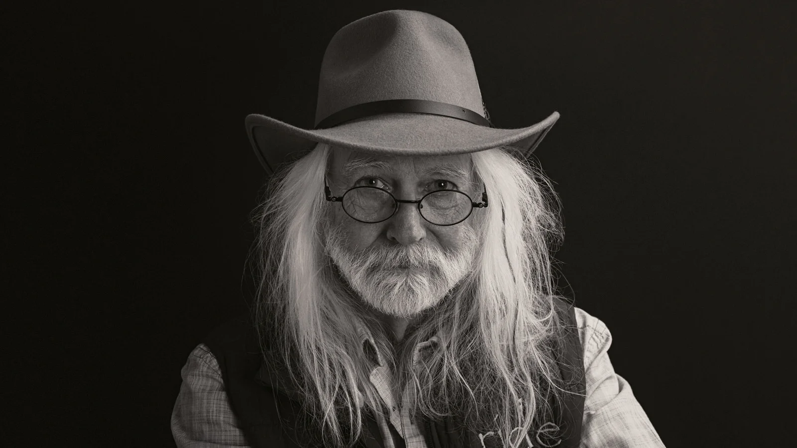 Contemporary Southwestern Art by Lawrence Lee