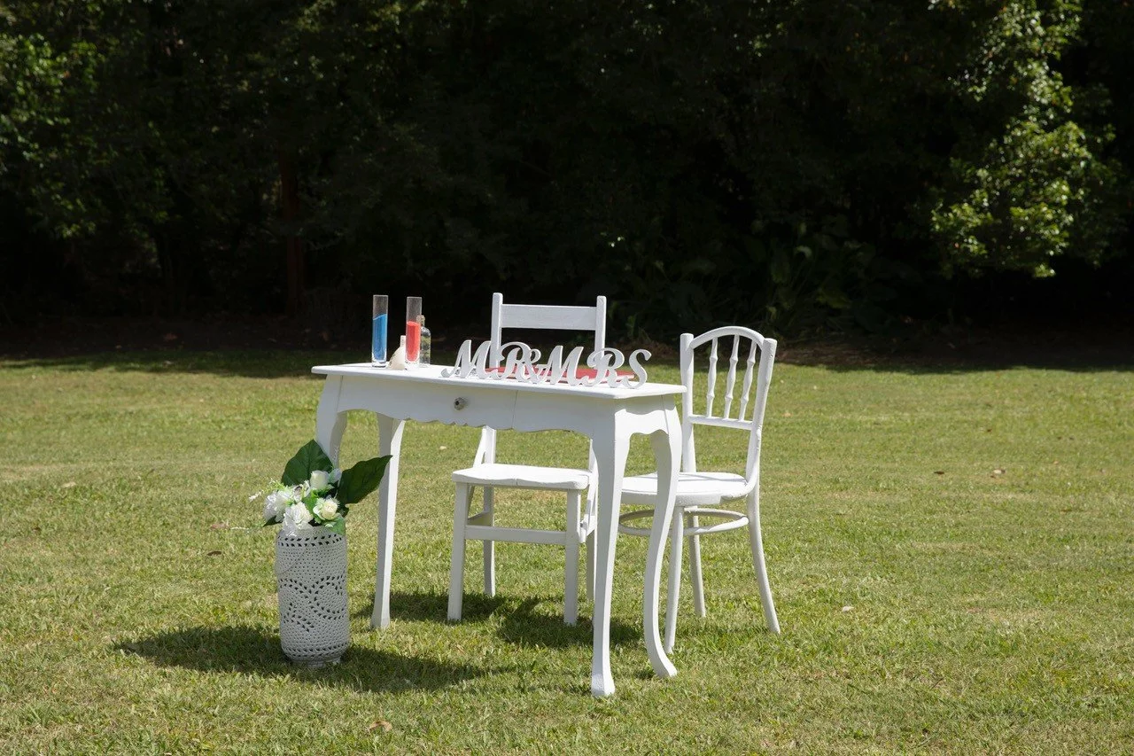 Signing table decor — Celebration Set Ups