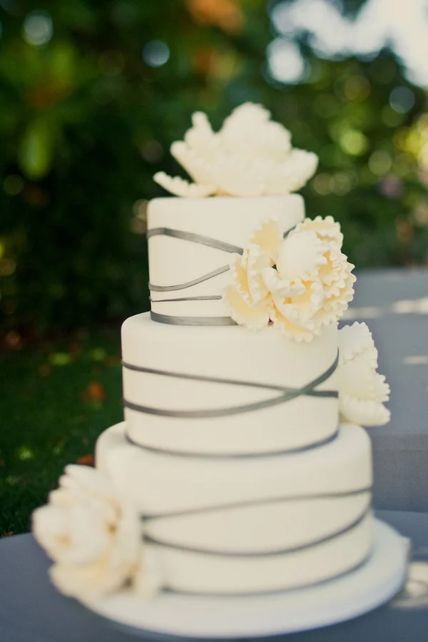 Wedding Cakes — Delectable Desires Pastries & Cakes