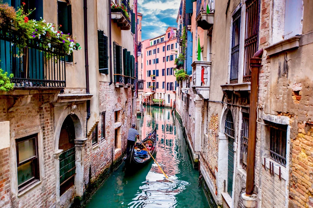 Texas Exes Enchanting Venice 2026 — Sofia Travel Co.