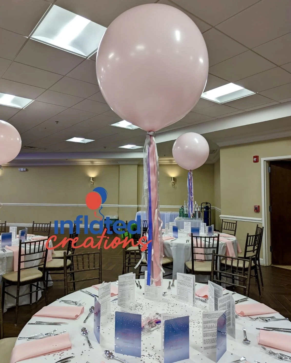 Balloon Table Arrangements