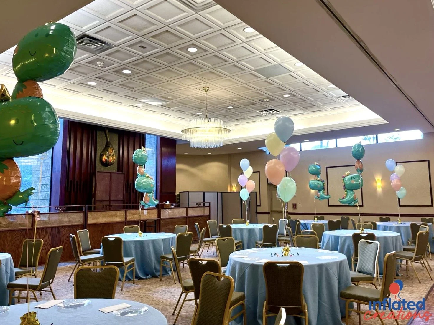 Puffball Centerpieces — Inflated Creations