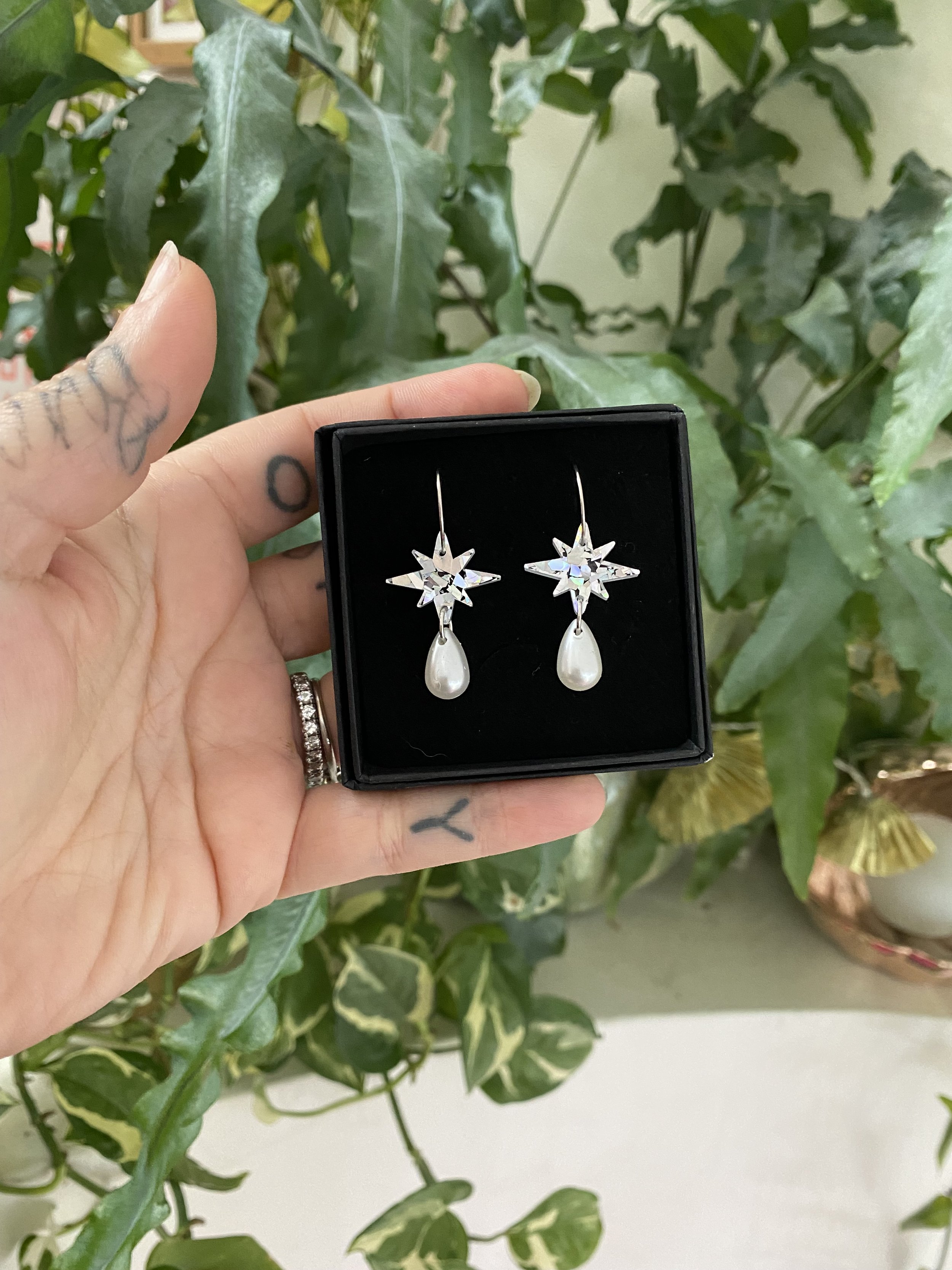 GOLD HOLO GLITTER HARLOW BIJOU STAR DROP HOOPS — NO BASIC BOMBSHELL