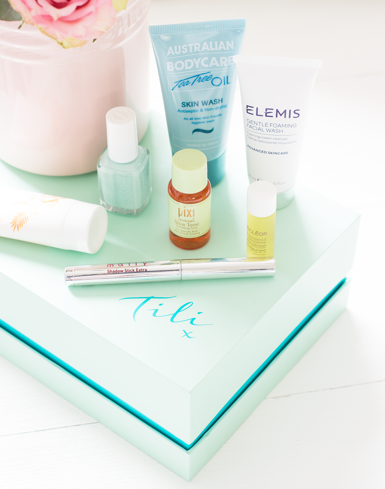 A Beauty Box Really Worth Trying — From Roses