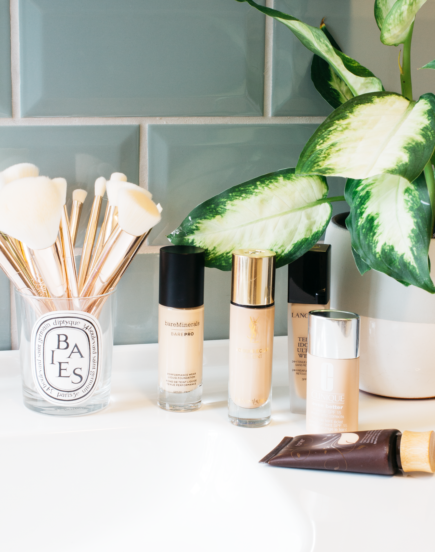 5 Of The Best Foundations To Wear In Photographs — From Roses