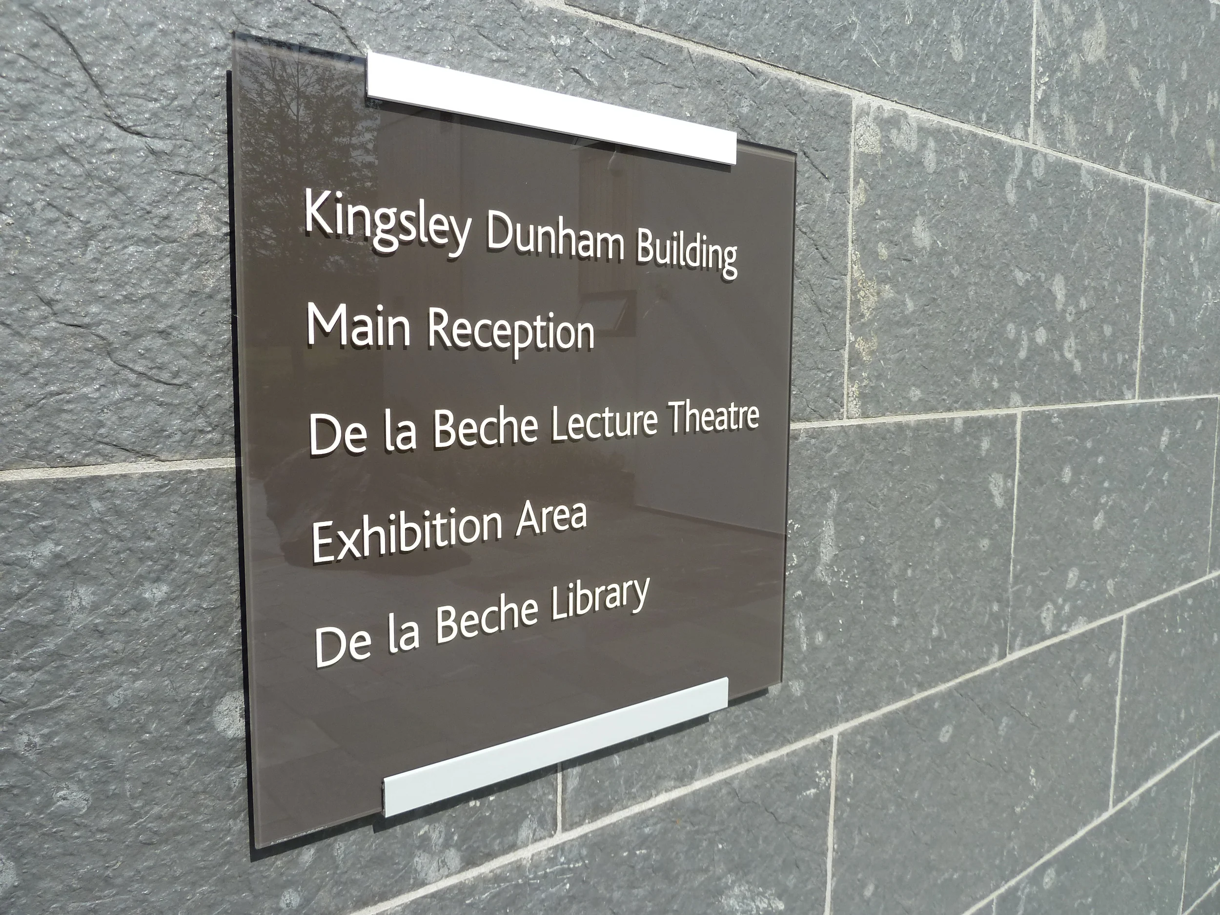 Wayfinding and Directional Systems — Encompass