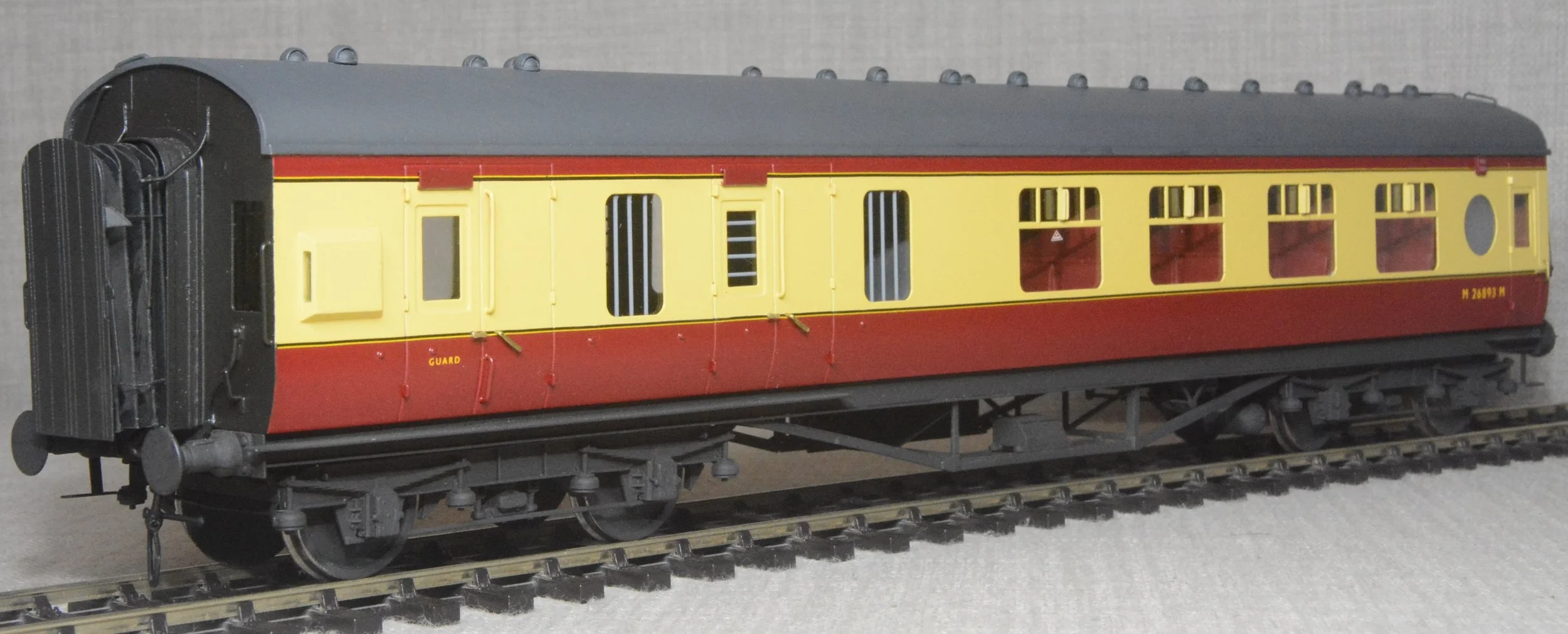 PASSENGER COACH SETS — Steamline Ltd.