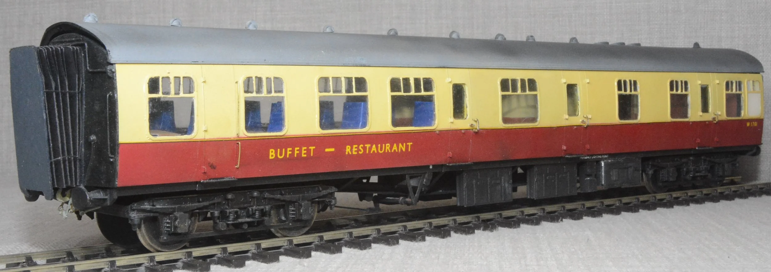 SINGLE PASSENGER COACHES — Steamline Ltd.