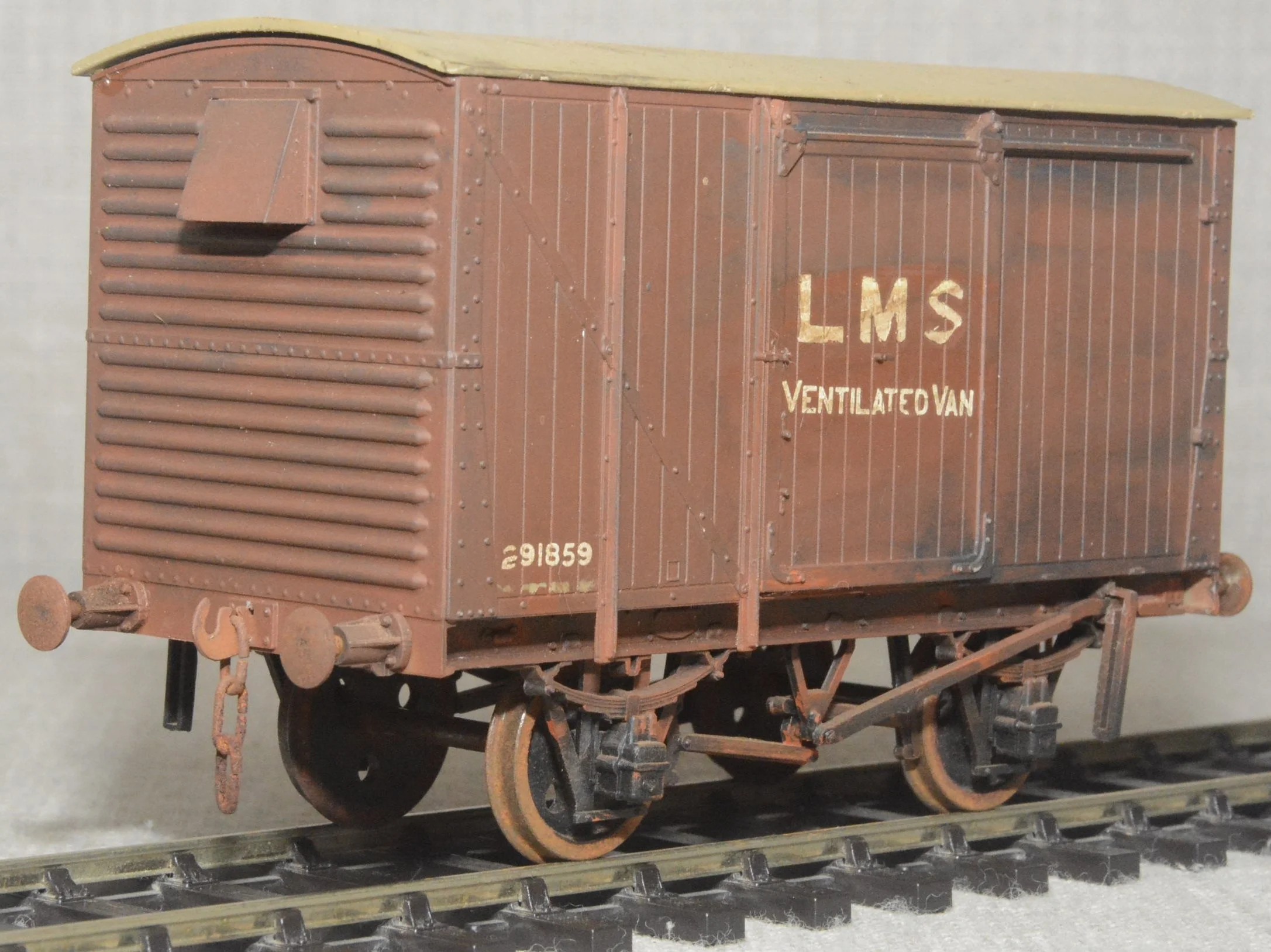 WAGONS- LMS — Steamline Ltd.