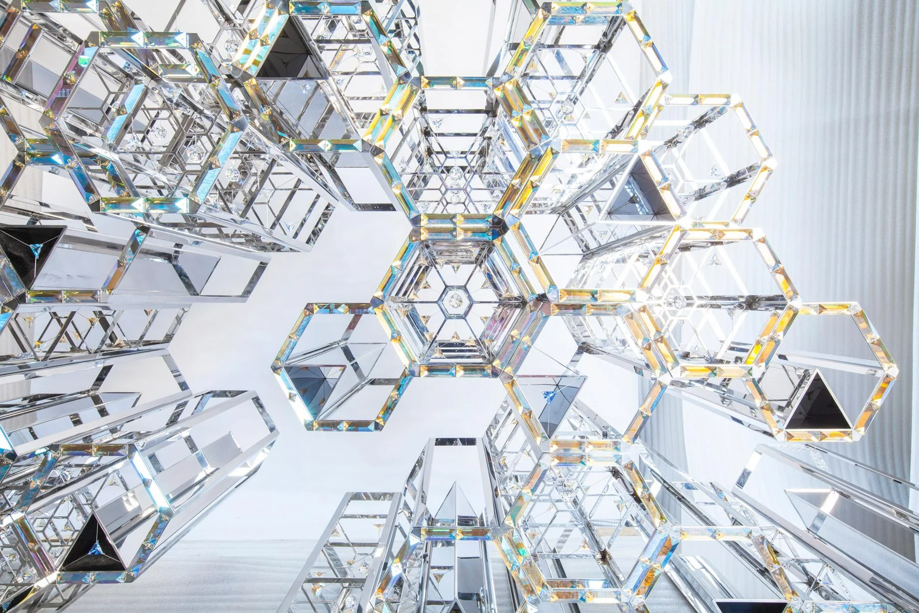 Hexalite x Swarovski | Dubai Design Week 2016 — ZEINAB ALHASHEMI