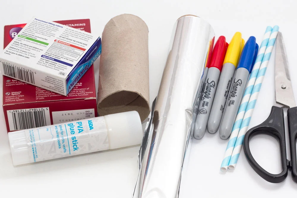 Tin Foil Robot Craft — Doodle and Stitch