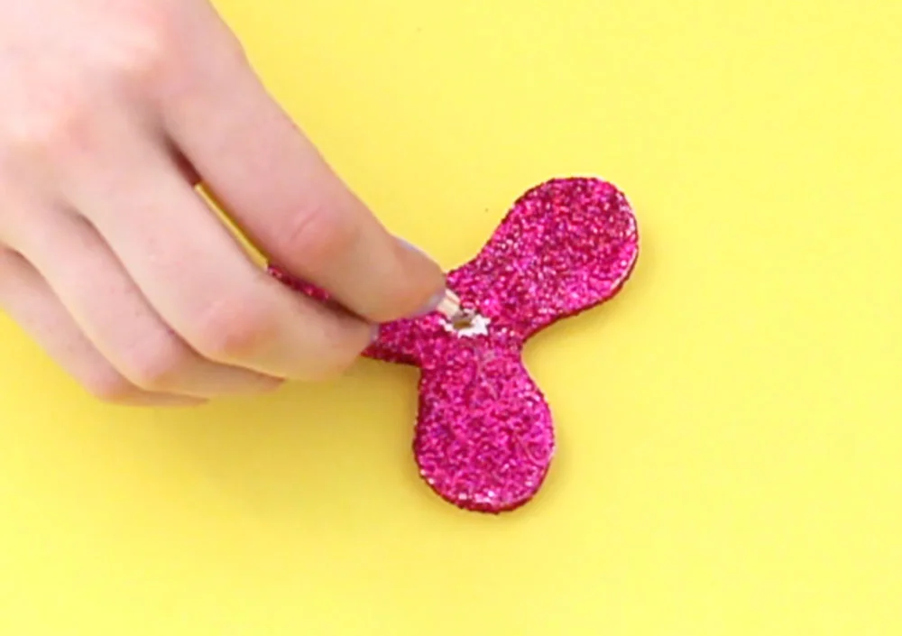 DIY Glitter Fidget Spinners — Doodle and Stitch