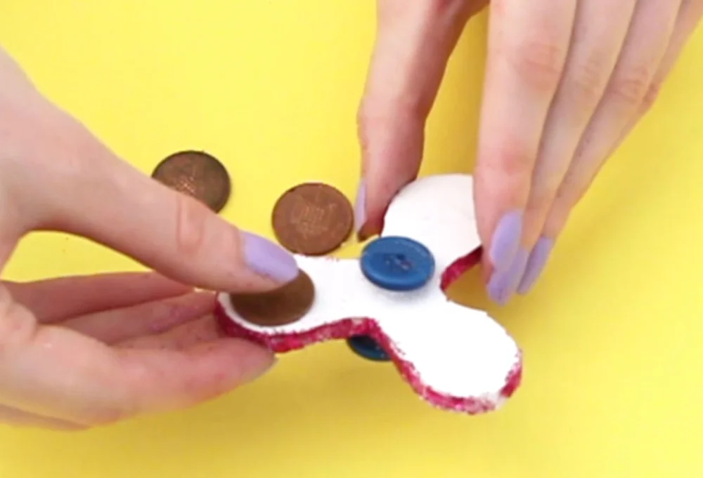 DIY Glitter Fidget Spinners — Doodle and Stitch