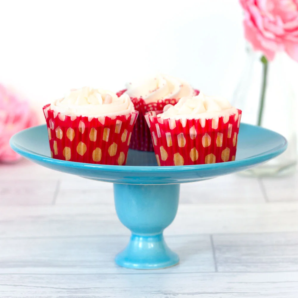 Easy DIY Cake Stand — Doodle and Stitch