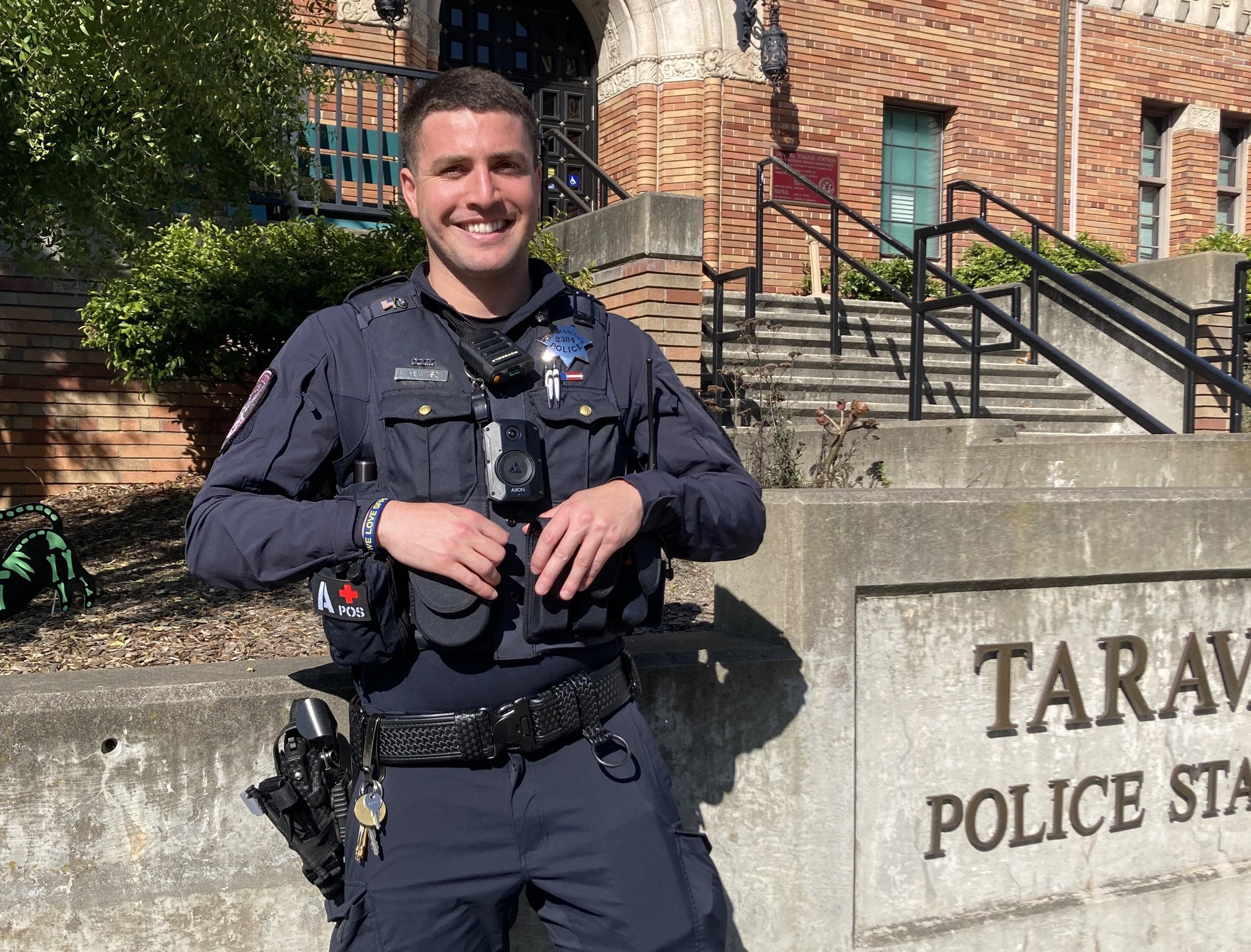 Police Officer Profile: New Beat Cop Walks Irving Street to Reduce ...