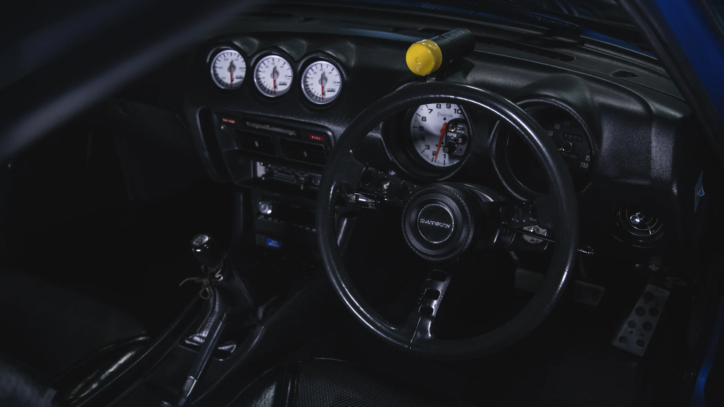 Nissan Fairlady 240Z | Classicsracer