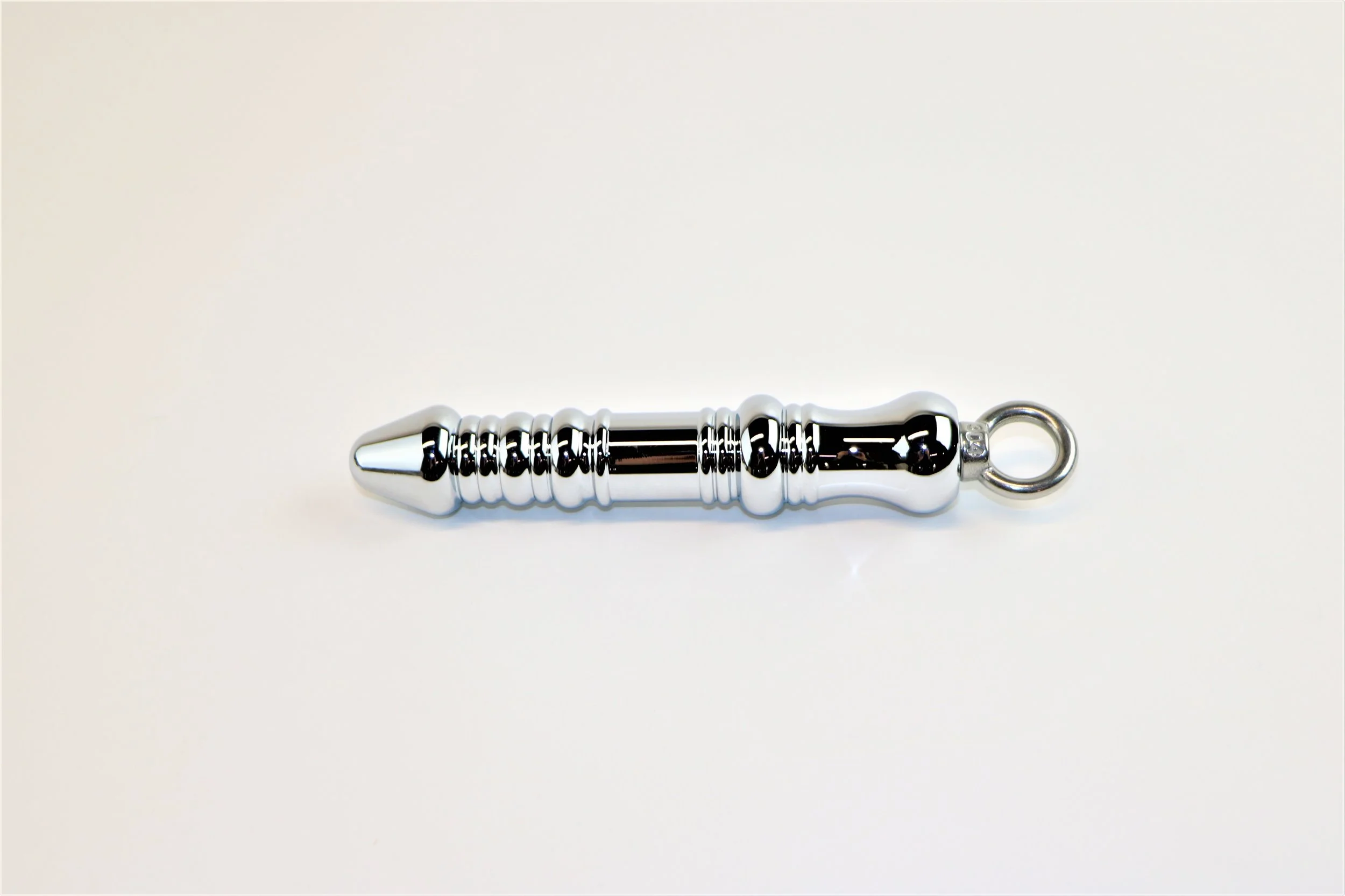 Lobster Claw DETACHABLE Butt Plug with Screw-In Attachment Loop — The ...