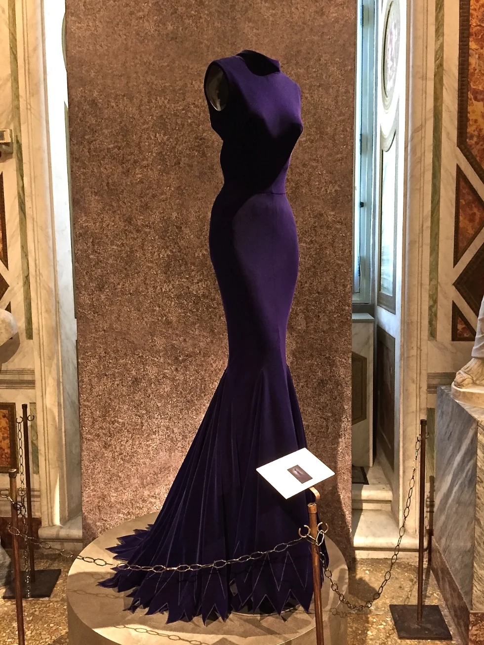 COUTURE/SCULPTURE: PITTURA, SCULTURA E MODA. L' ARTE A 360 GRADI ...