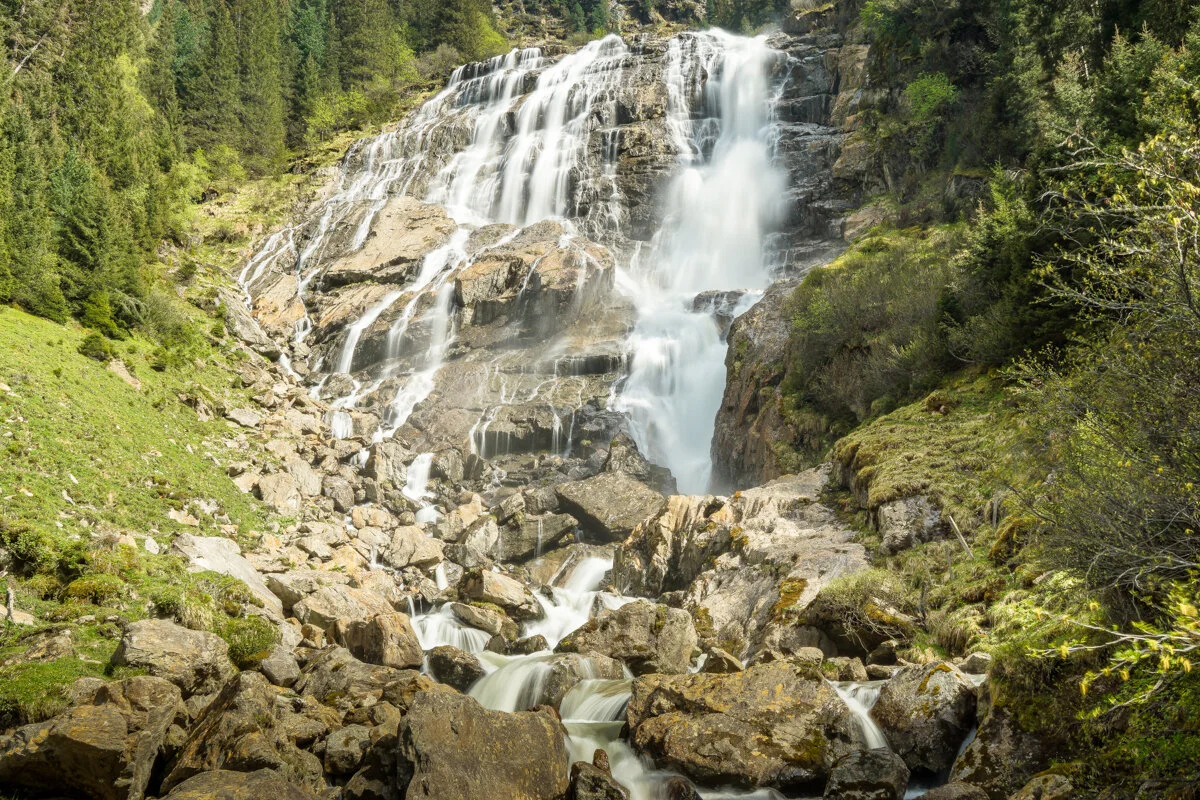 Stubai - Die schönsten Wanderungen für die ganze Familie — Timm Humpfer ...
