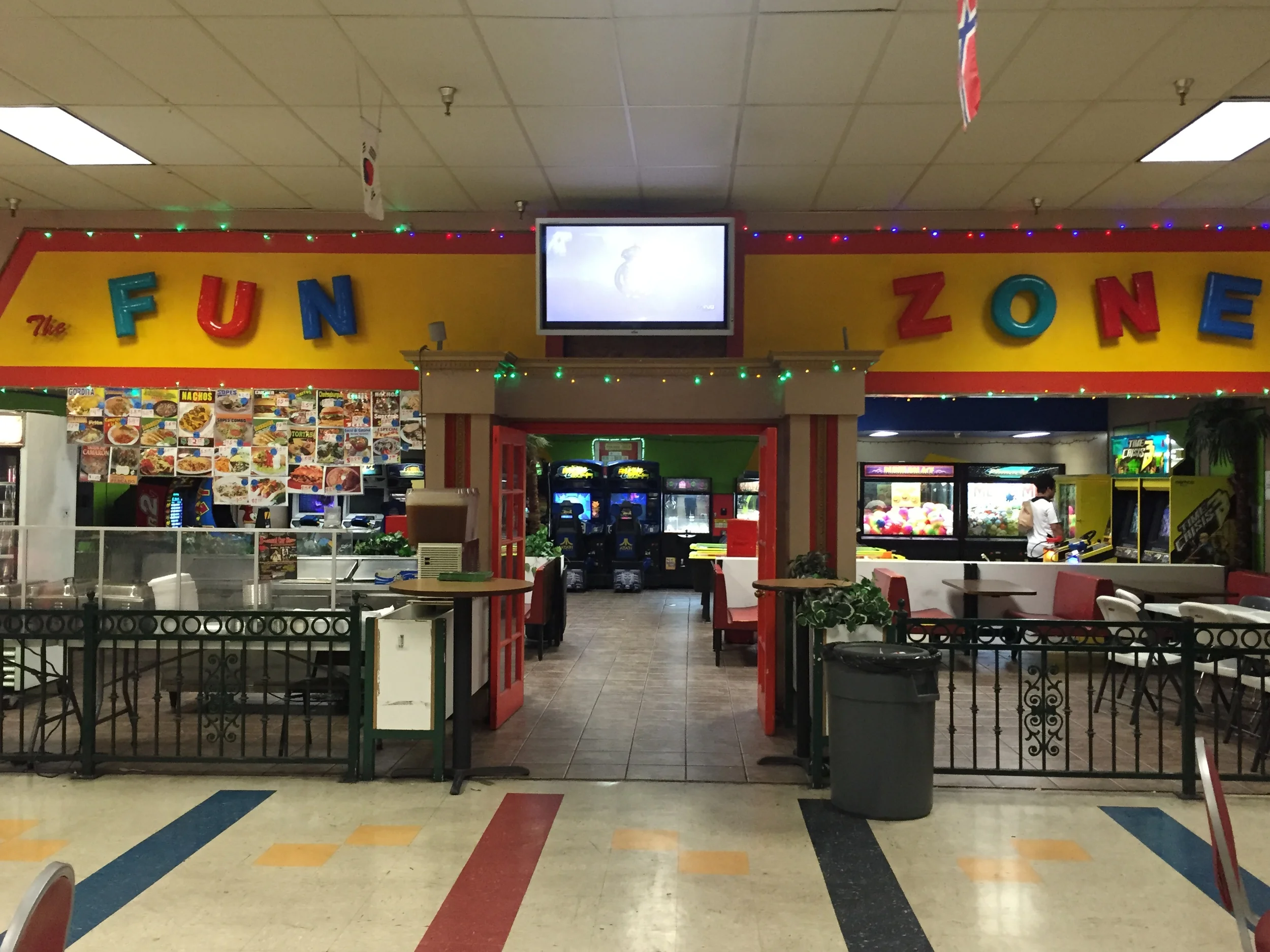 Entertainment — Palmdale International Shopping Mall