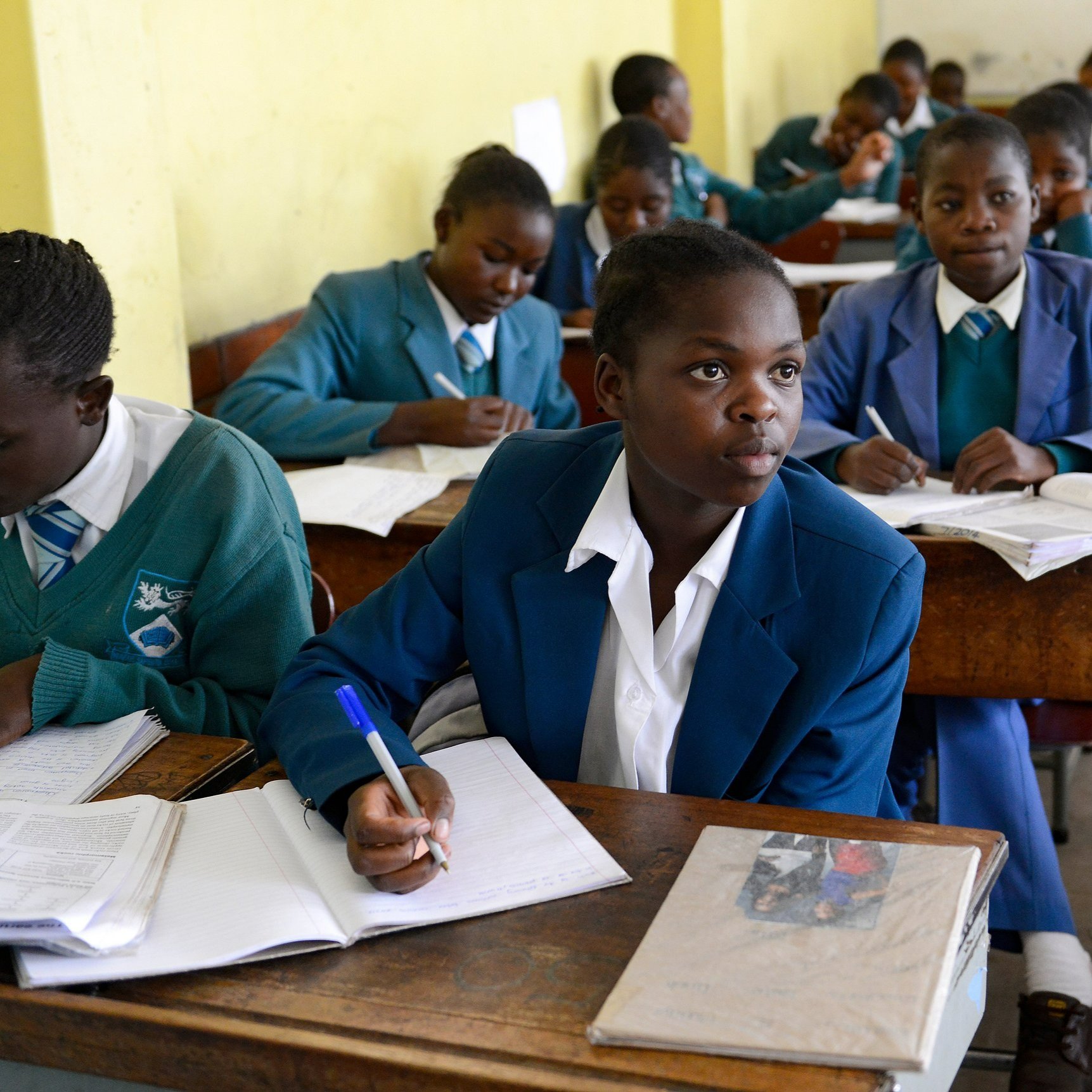 New evidence on the cost of delivering HPV vaccines through schools in ...