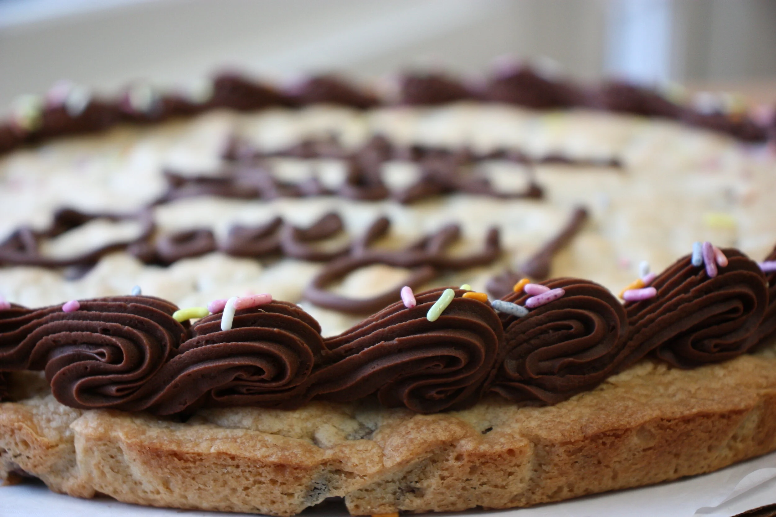 Request an order — MISS MUFF'N by confections & connections