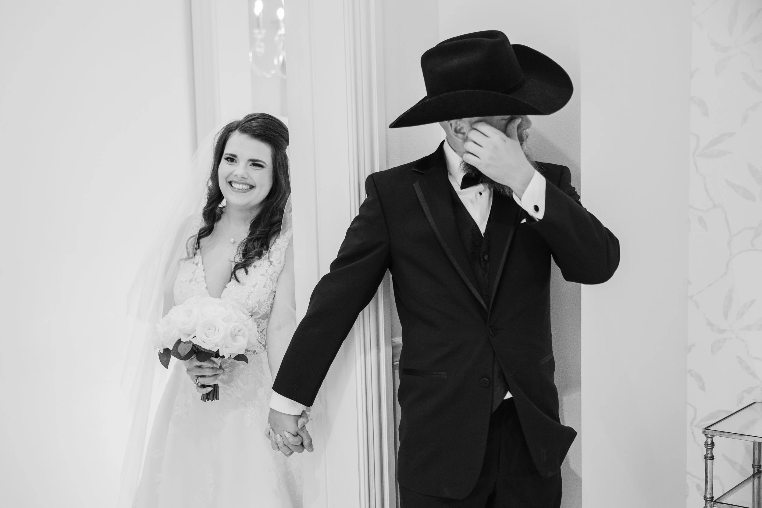 Stephanie + Chad's Hillside Estate Wedding | Denton Wedding ...