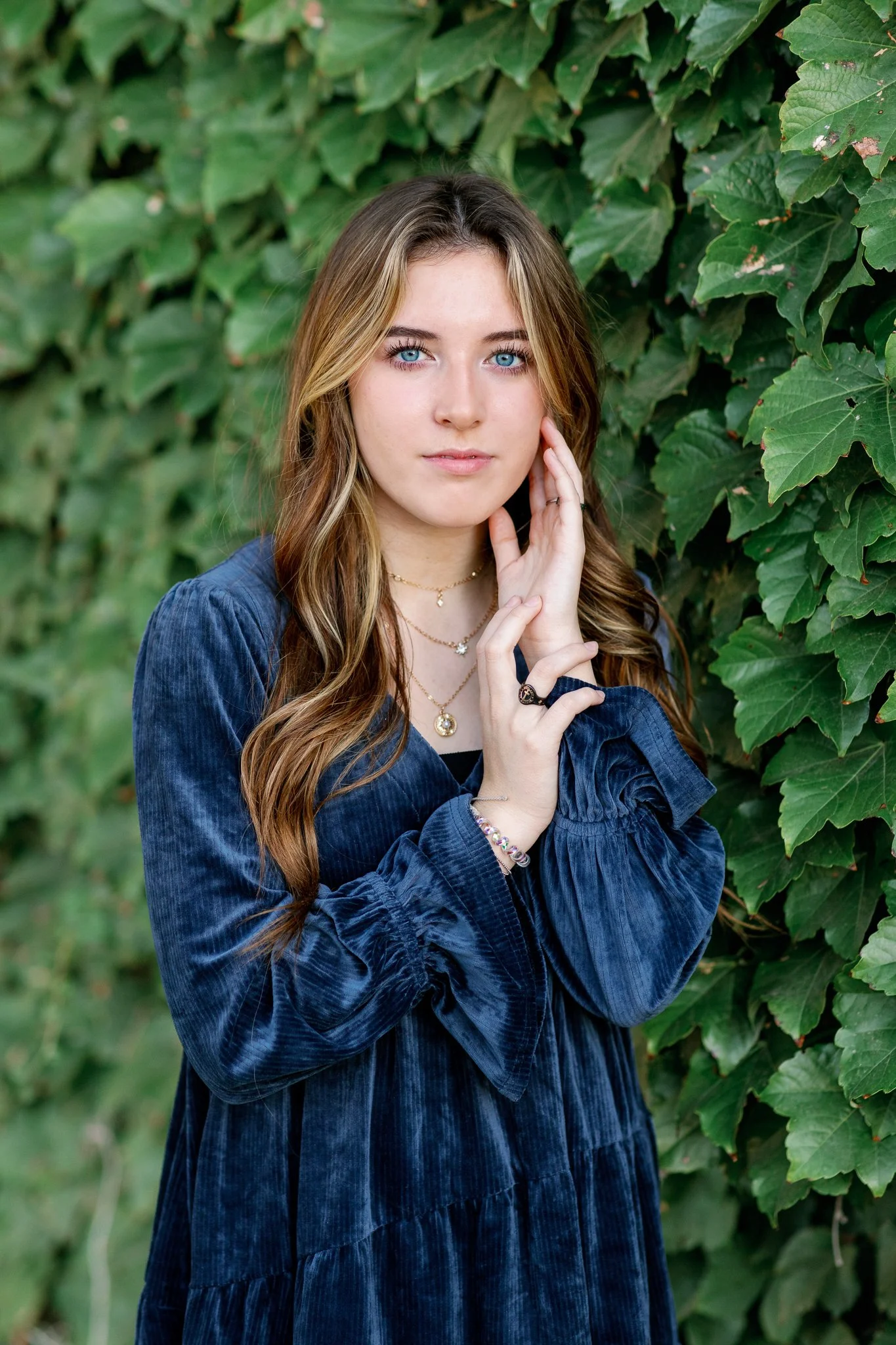 Peyton | Downtown Senior Portraits — Emily Prisk Creative