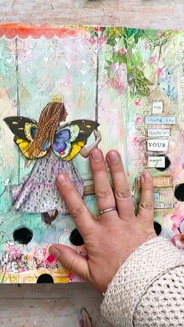 Laly Mille • Mixed Media & Art Journaling Online Classes