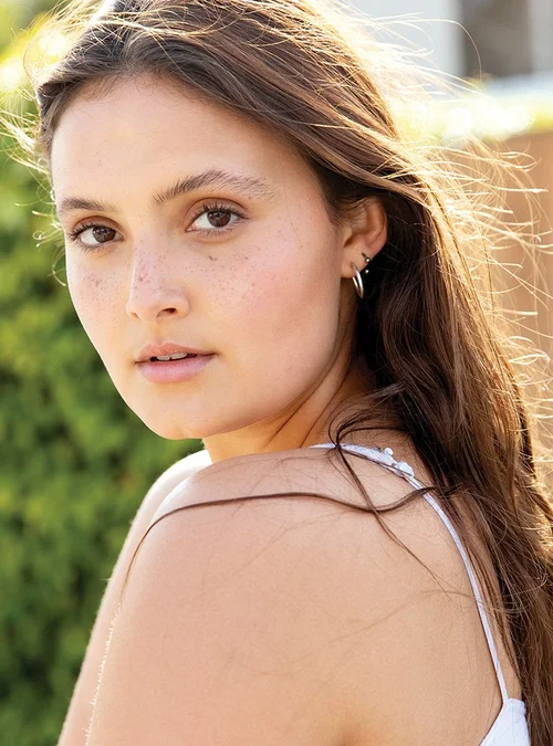 Emily Dunn Actress