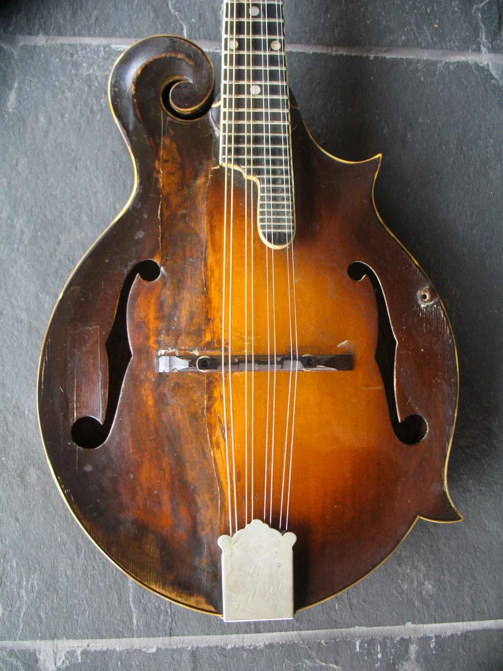 Restoration — Gilchrist Mandolins & Guitars