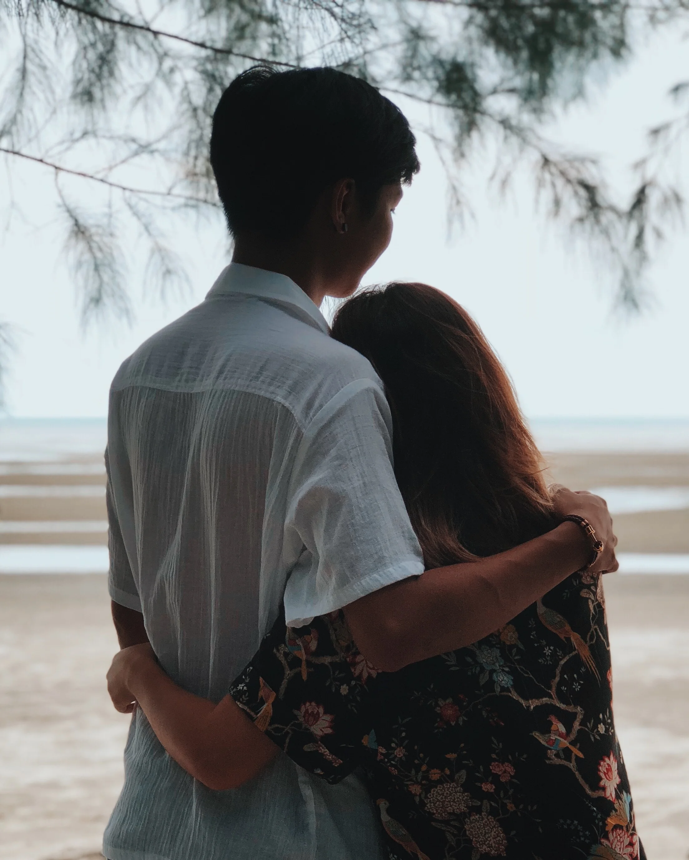 Ulzzang Couple Back Hug