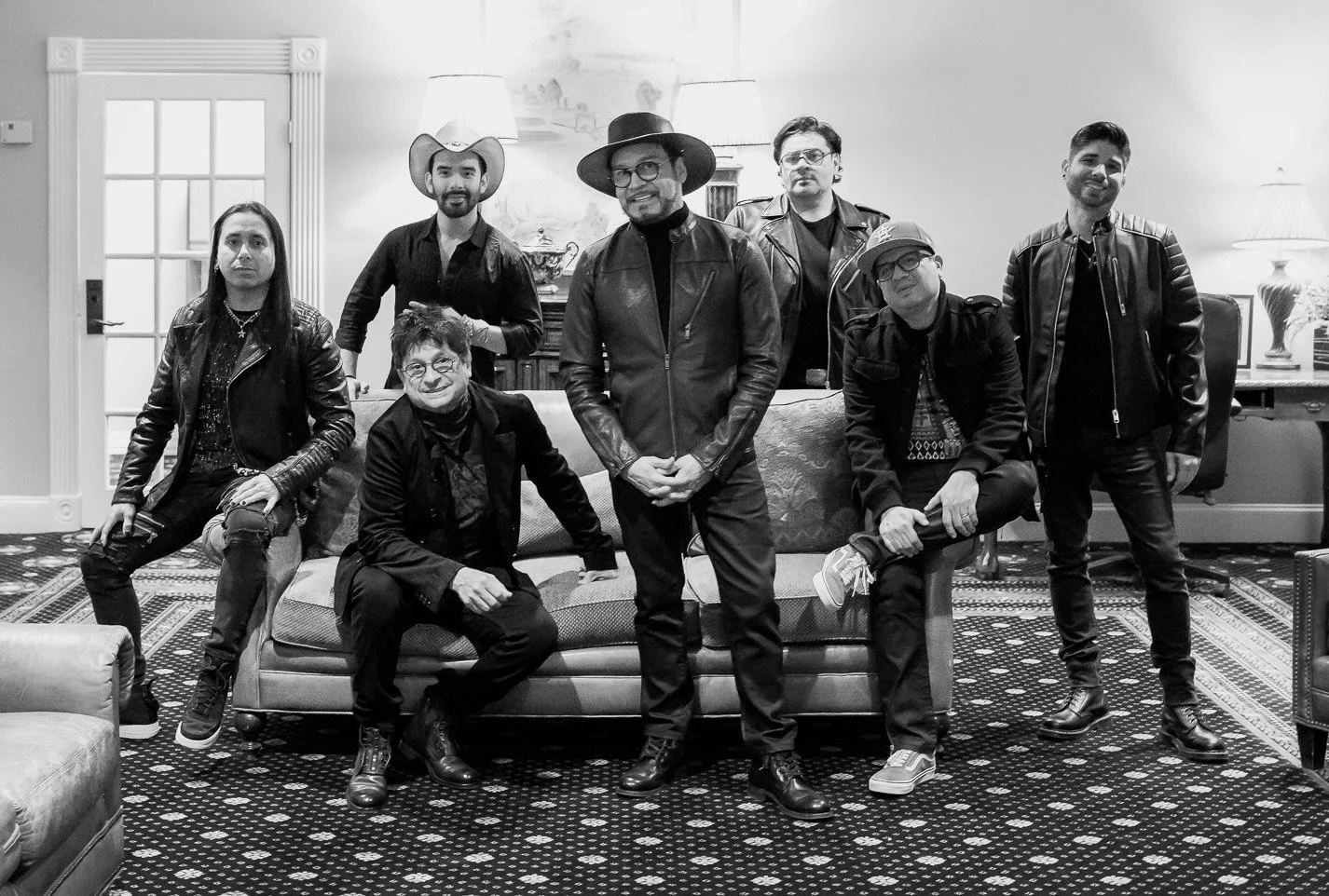La Mafia Home Page — La Mafia