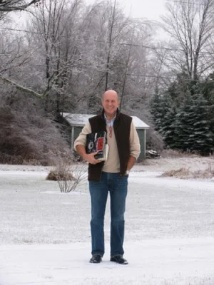 Bio — Simon Winchester's website