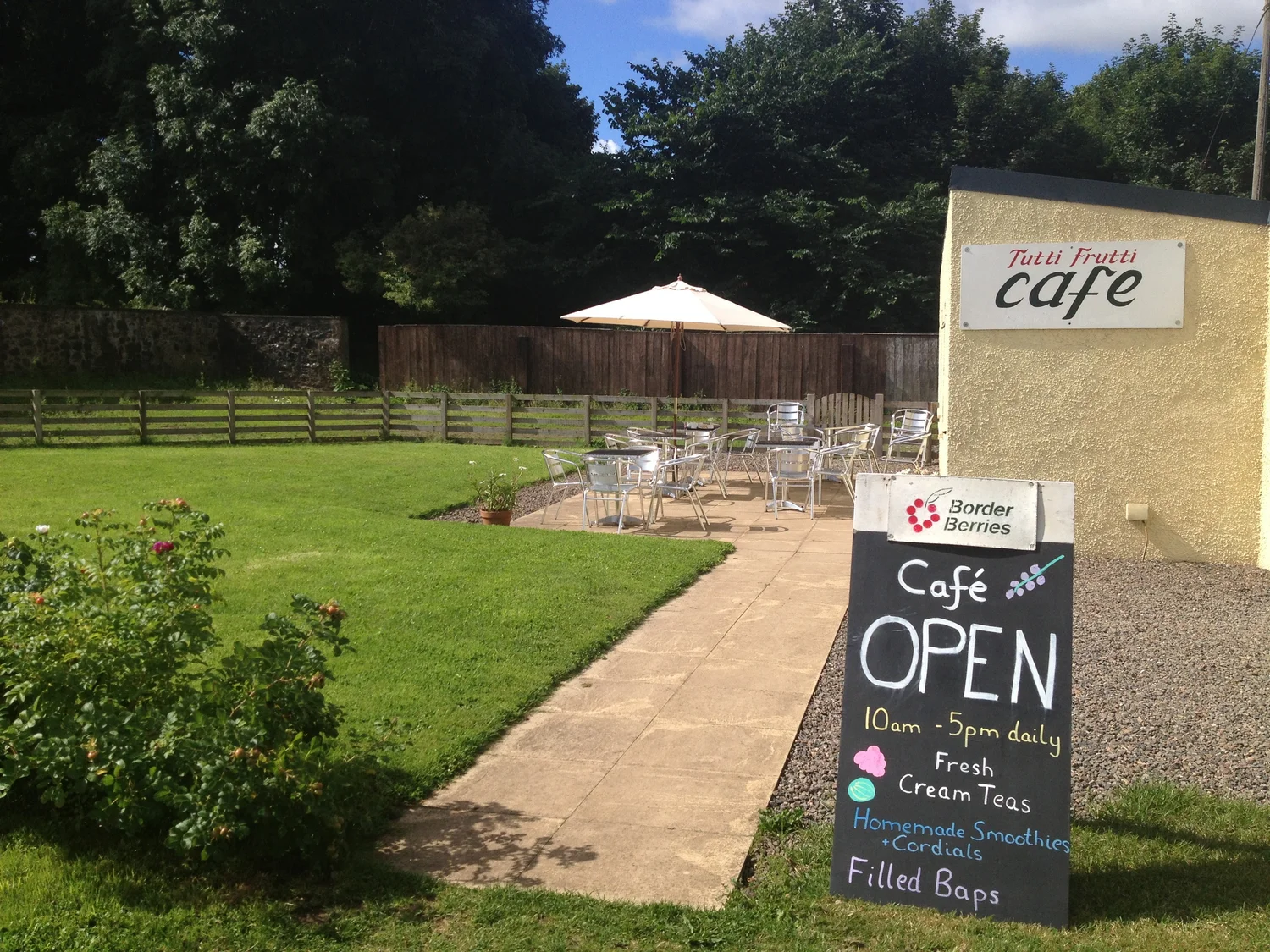 CAFE — Border Berries