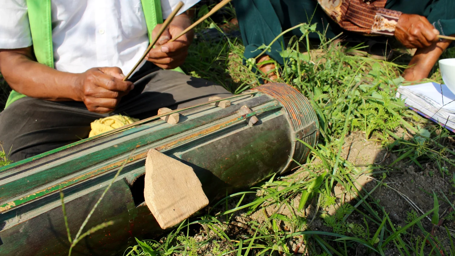 Gendang Kulcapi: Ritual and Renewal in the Karo Highlands — aural ...