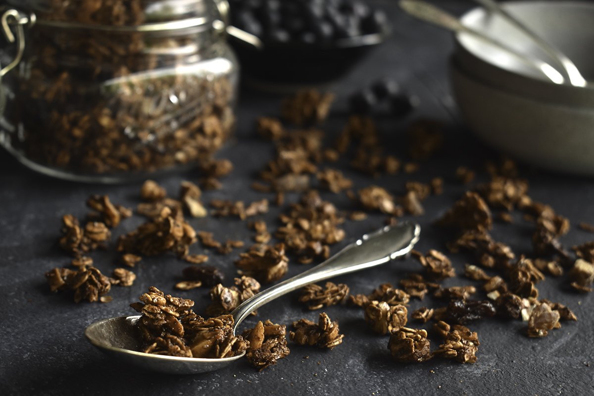 The Best Healthy Vegan Granola — Gracious Vegan