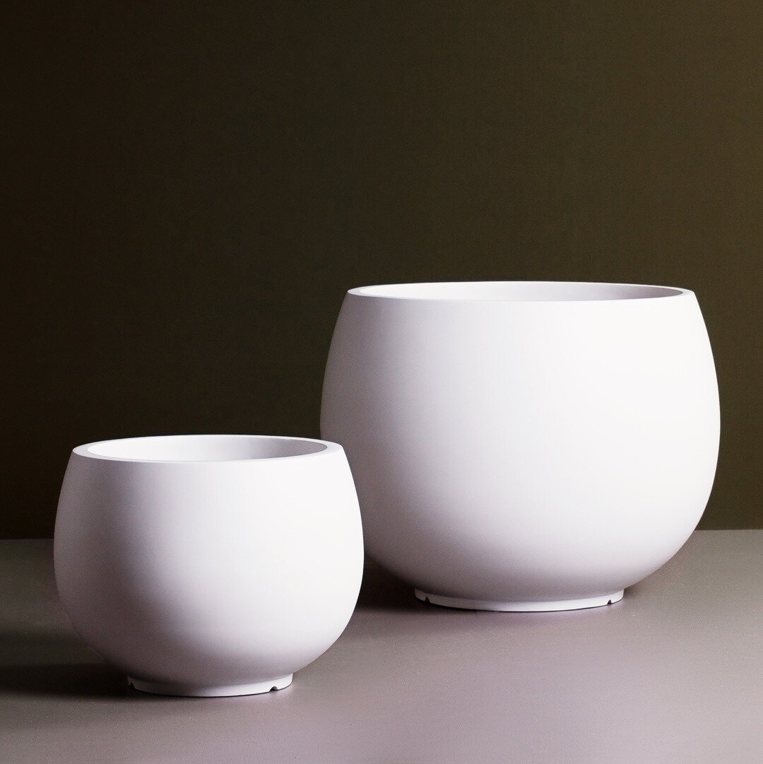 Modern Lightweight Fiberglass Pots and Planters