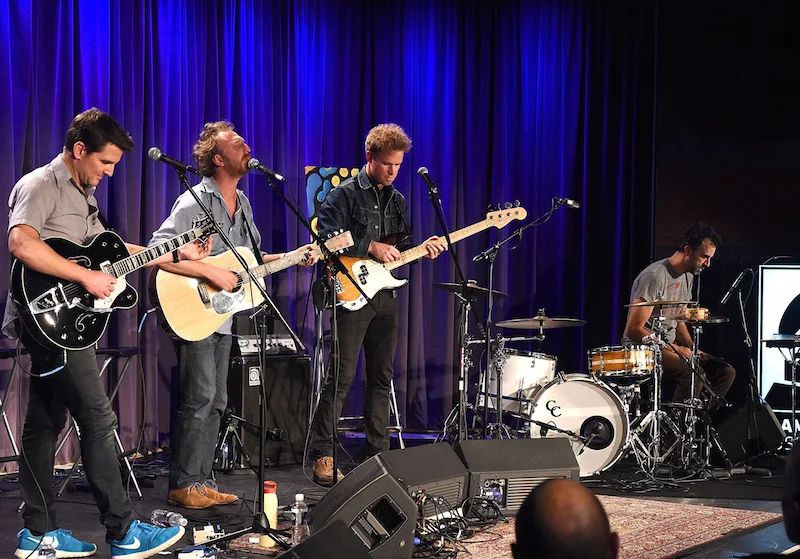 Episode 3: Talking Guster — with Guster! — Records & Riffs