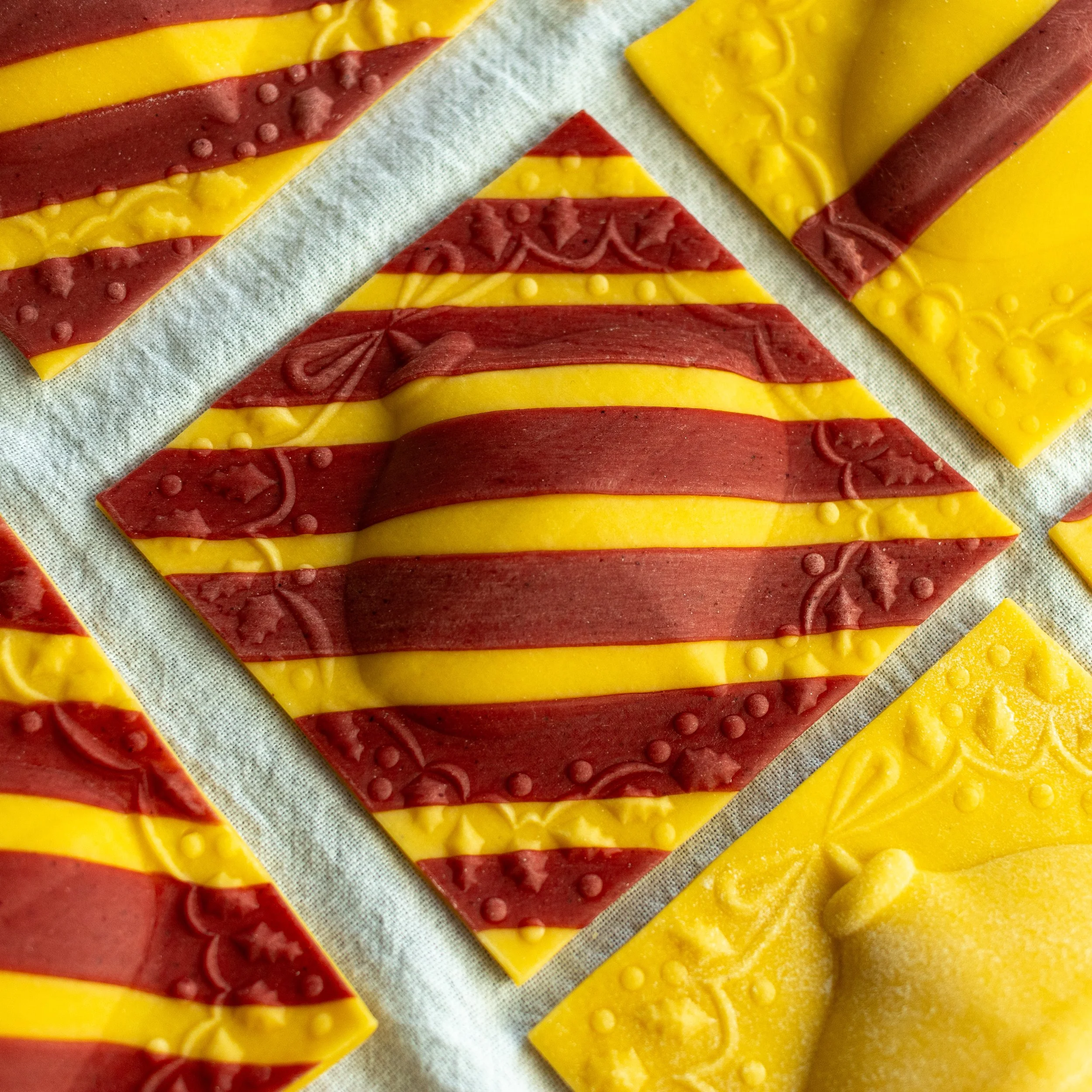 john francis designs — Holiday ornament shaped ravioli mold