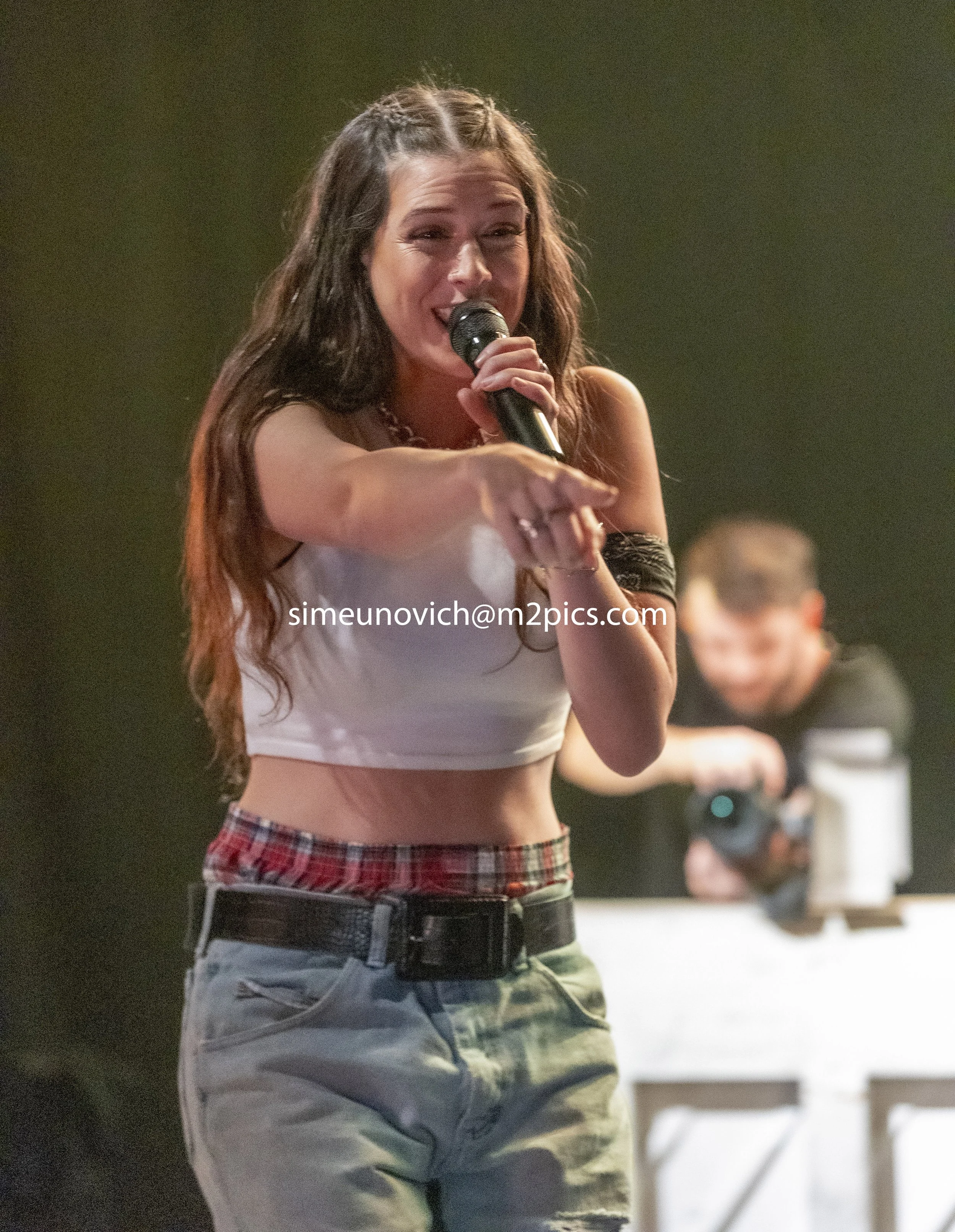 Robyn Ottolini at Biltmore Theatre Nov 30, photos by Mikki Simeunovich ...