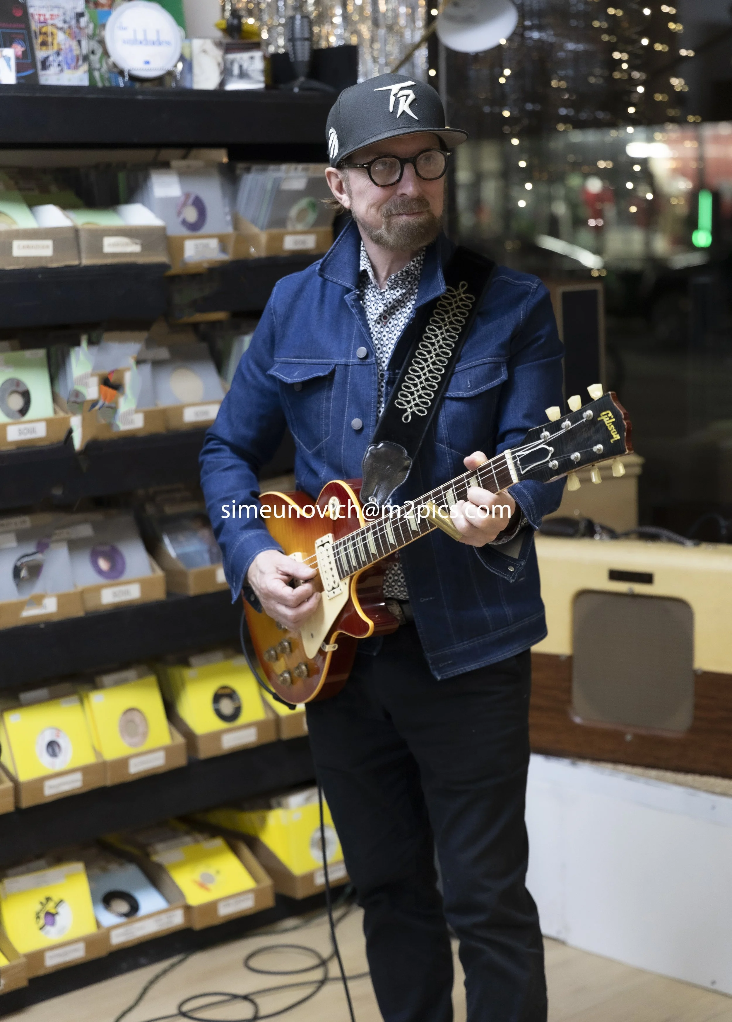 Stephen Stanley Band, Evan Rotella at Kops Dec 15, photos by Mikki ...