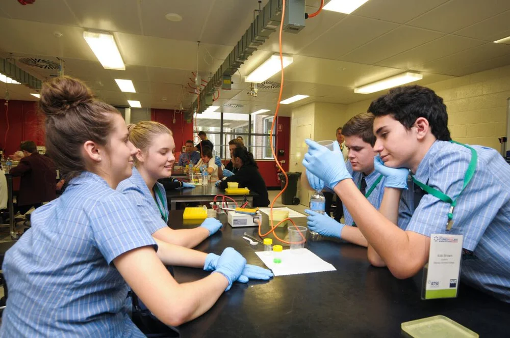 Wonder of Extreme Science - 2015 — Wonder of Science